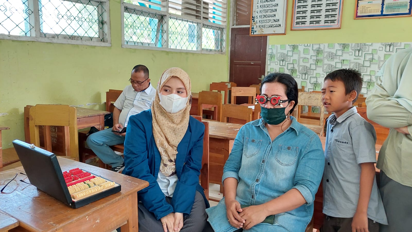 Edukasi Merawat Mata Agar Tetap Sehat - ArmadaBerita.Com